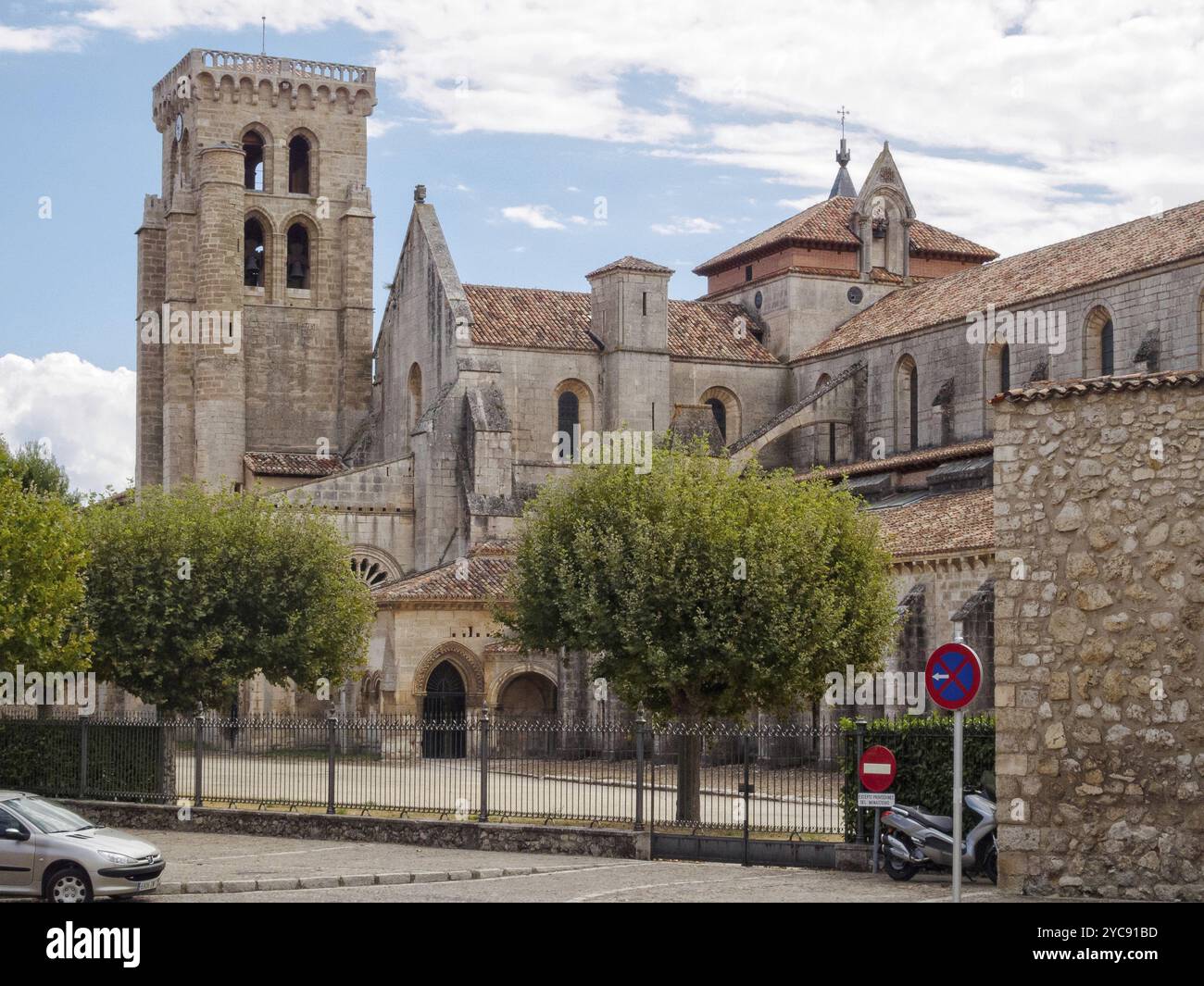 Cistercian monasteries in spain hi-res stock photography and images - Alamy