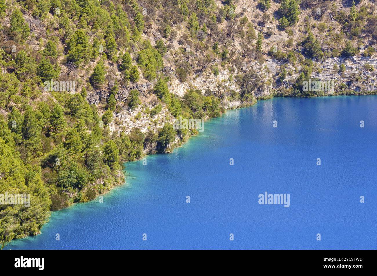 The Blue Lake in a dormant volcanic maar, Mount Gambier, SA, Australia ...