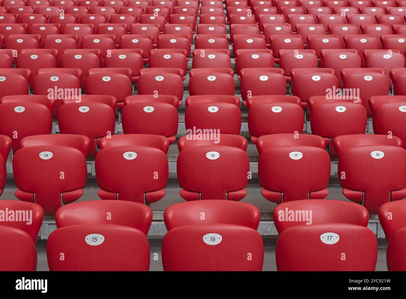 Red stadium hi-res stock photography and images - Alamy