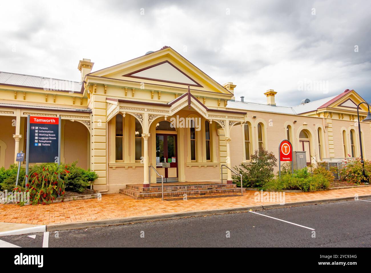 Front Entrance to Railway Station at Tamworth NSW Australia Stock Photo ...