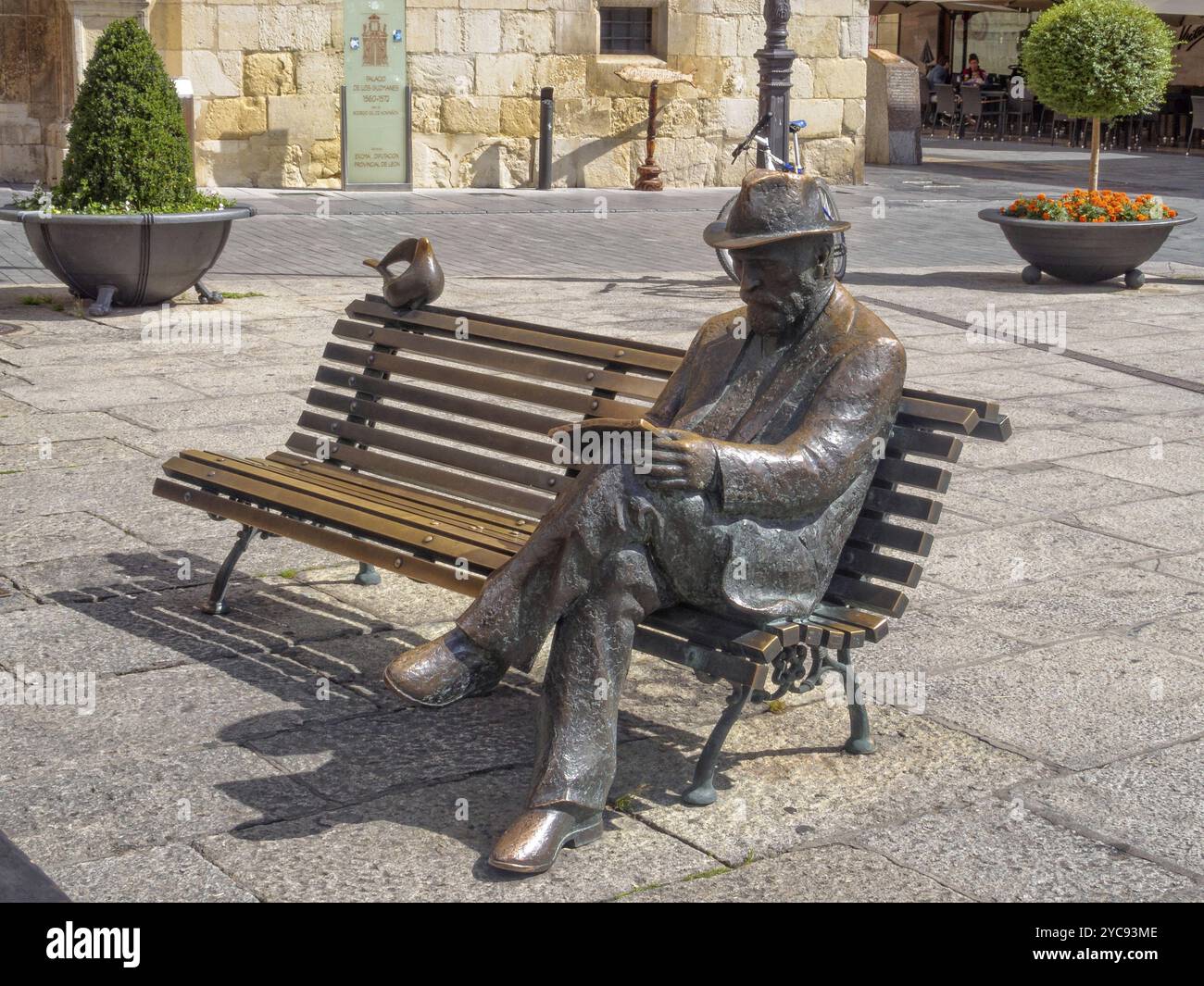 Antoni gaudi sculpture bronze hi-res stock photography and images - Alamy
