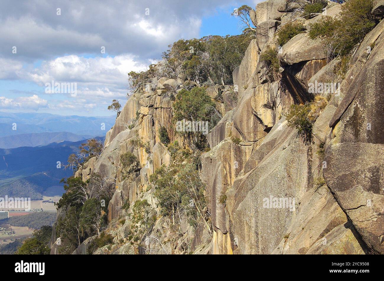 Granite rocks at the Gorge of Mount Buffalo in Victoria, Australia ...