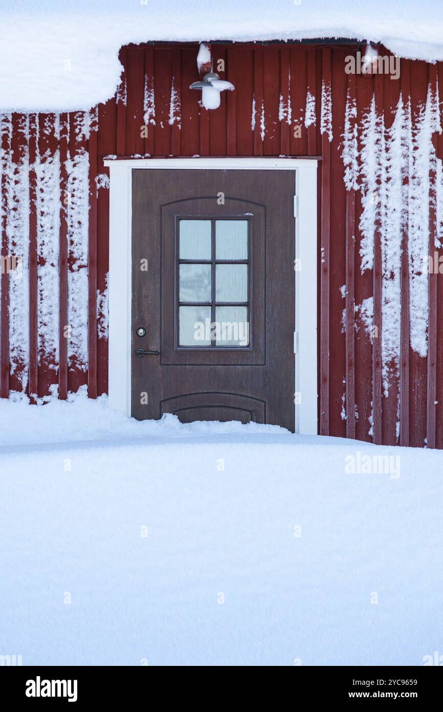 Covered entrances hi-res stock photography and images - Alamy