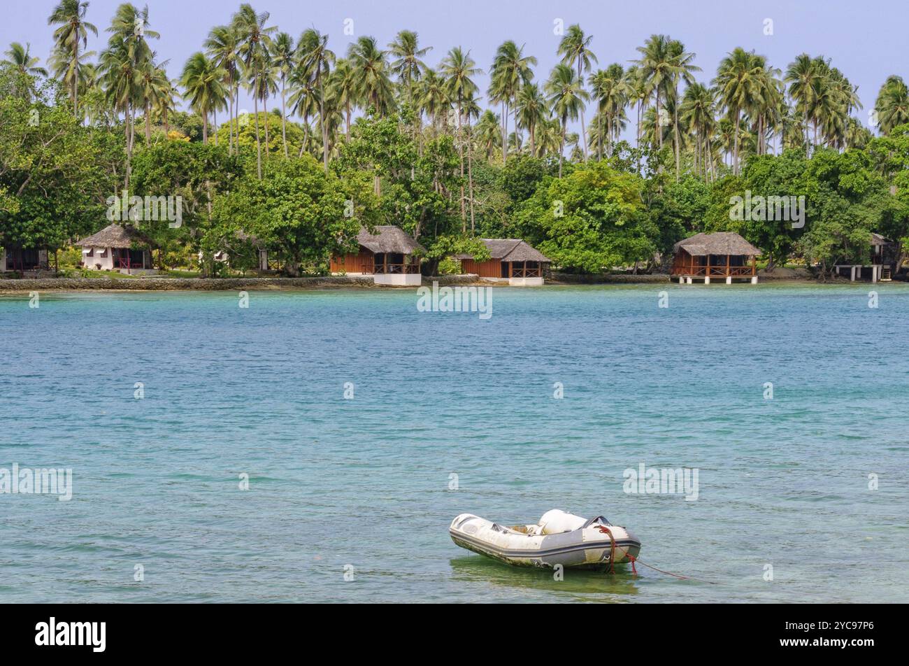 Beachfront bungalows of Oyster Island Resort, Espiritu Santo, Vanuatu ...