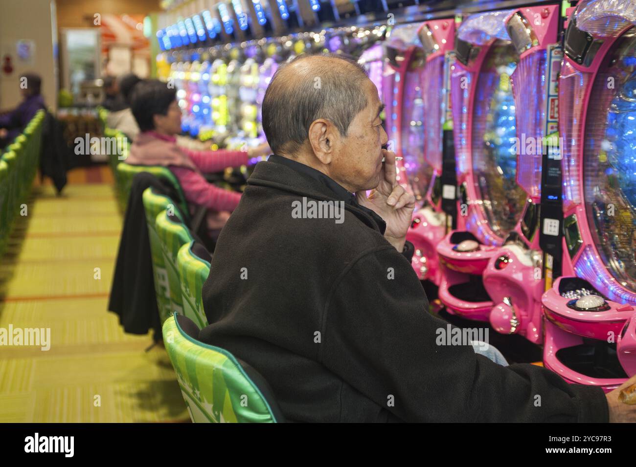 Three pass arcade hi-res stock photography and images - Alamy