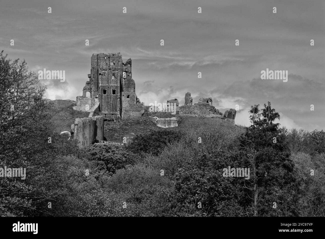 Corfe Castle B&W Stock Photo - Alamy