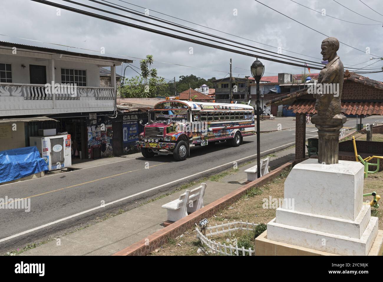 Colorful painted chicken bus in portobelo panama Stock Photo - Alamy