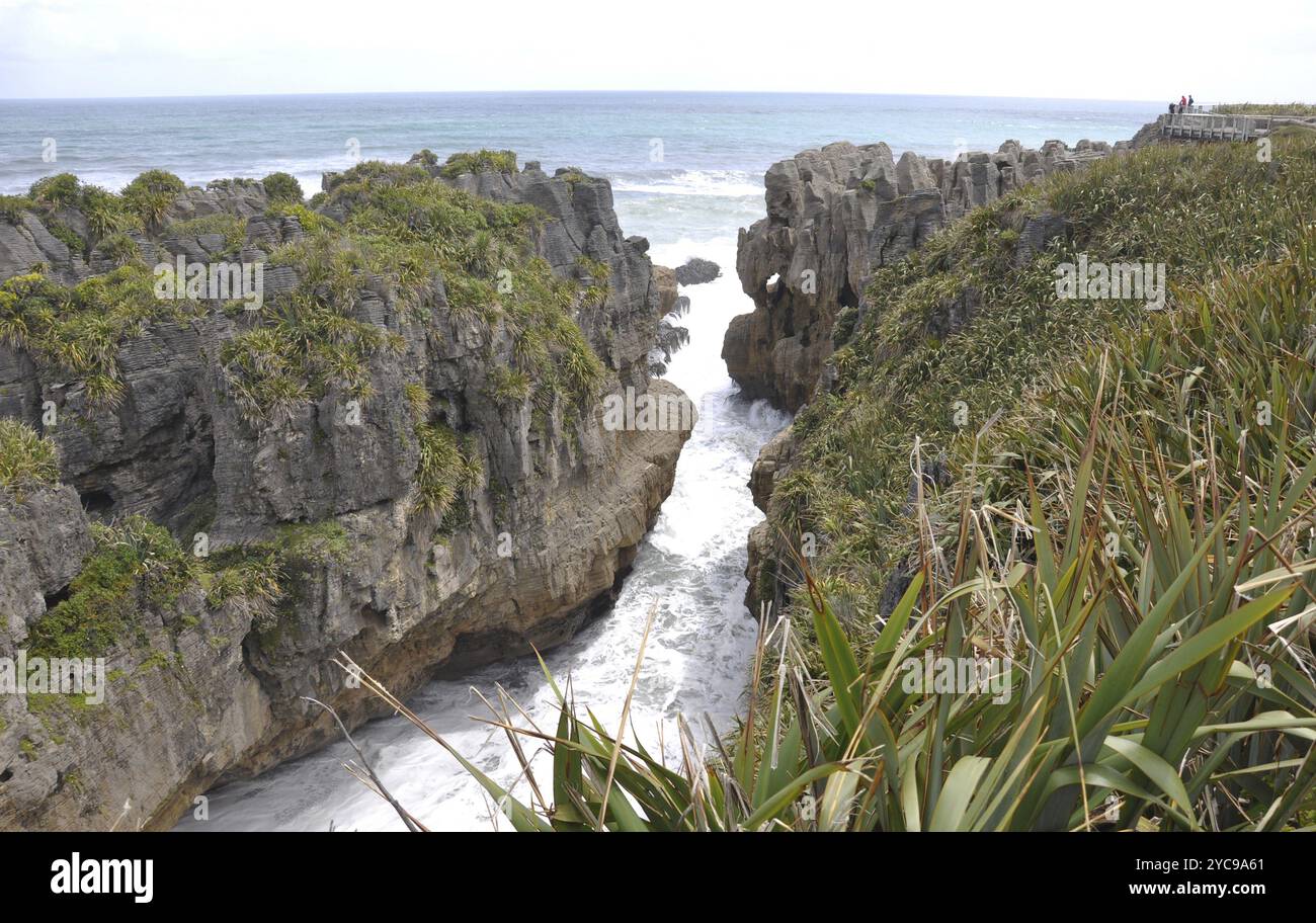Limestone formations at Pancake Rocks, Punakaiki, West Coast, South ...