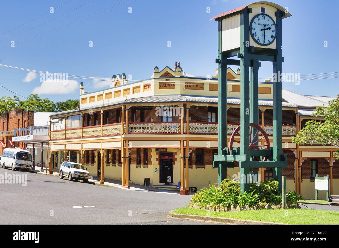 Bowraville Town Clock in front of the Bowra Hotel, Bowraville, NSW ...