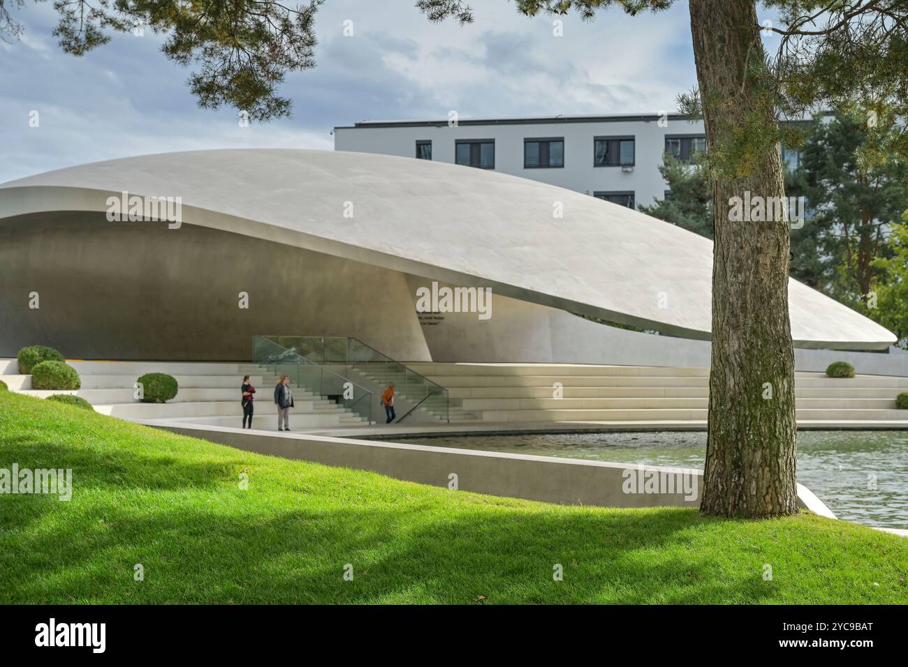 Porsche pavillon autostadt hi-res stock photography and images - Alamy
