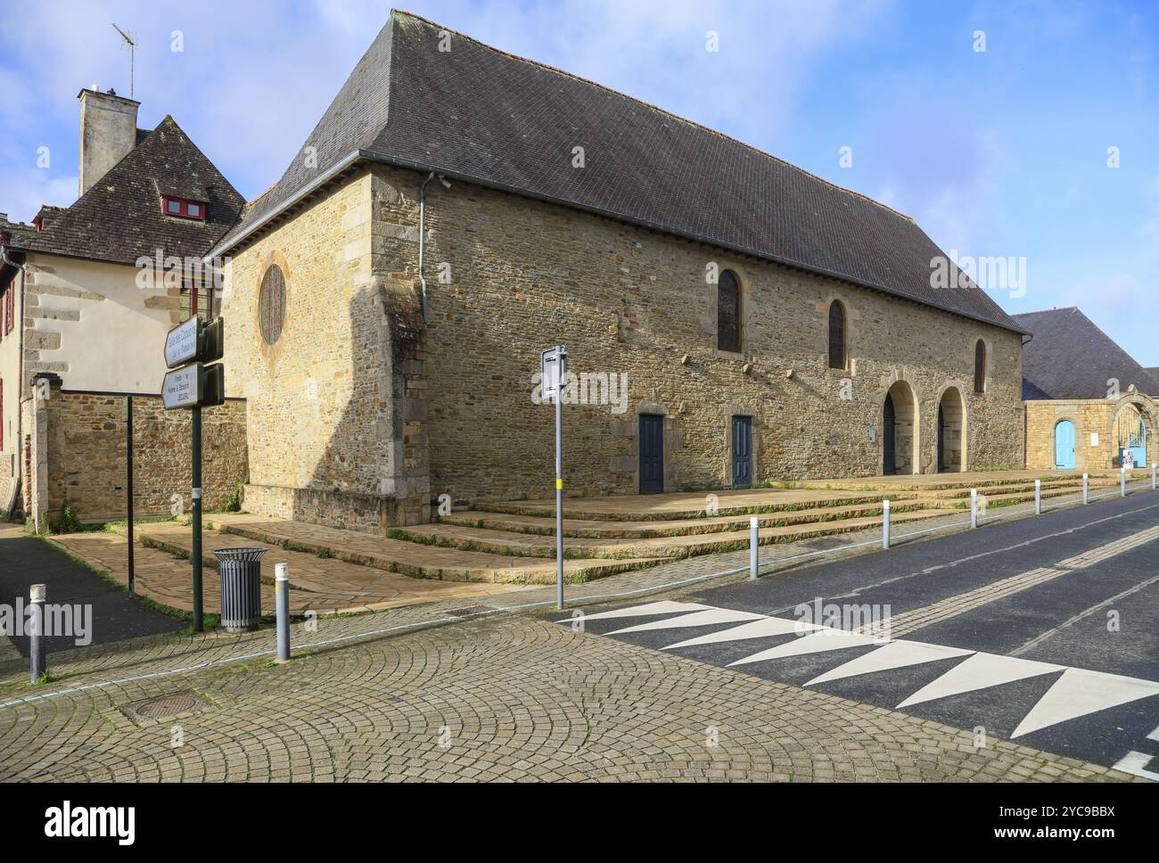 Exhibition building of the Fonds Helene et Edouard Leclerc pour la ...