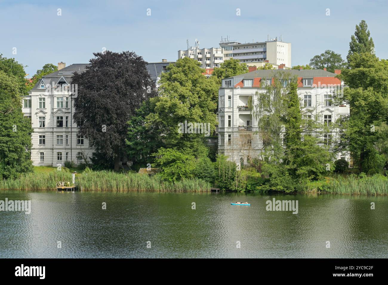 Old building, residential building at Halensee, Grunewald ...