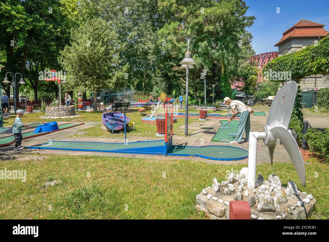 Minigolf, Greenwichpromenade, Tegel, Reinickendorf, Berlin, Germany ...
