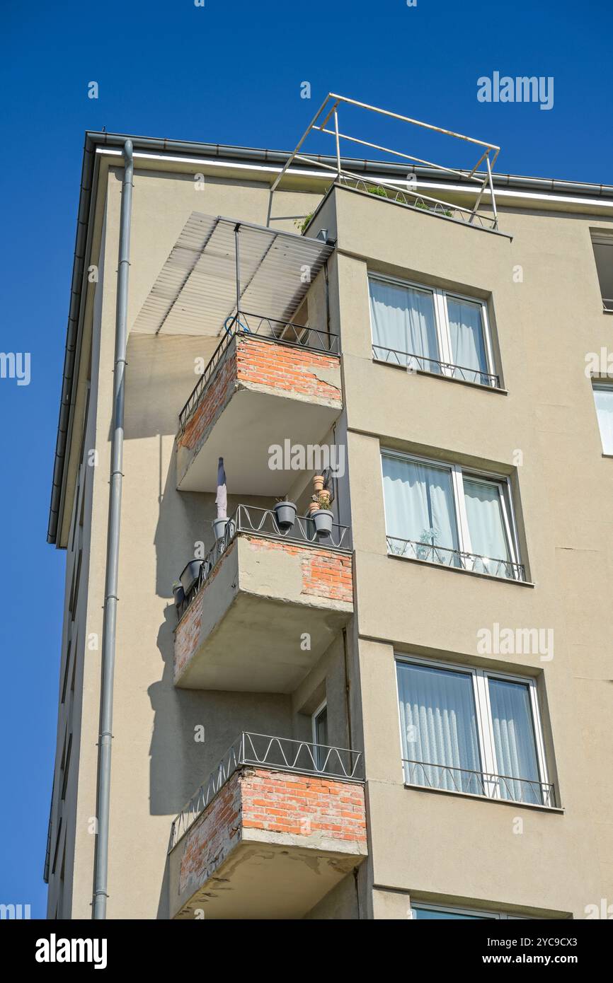 Defective new building, residential building, broken balcony, Berliner ...