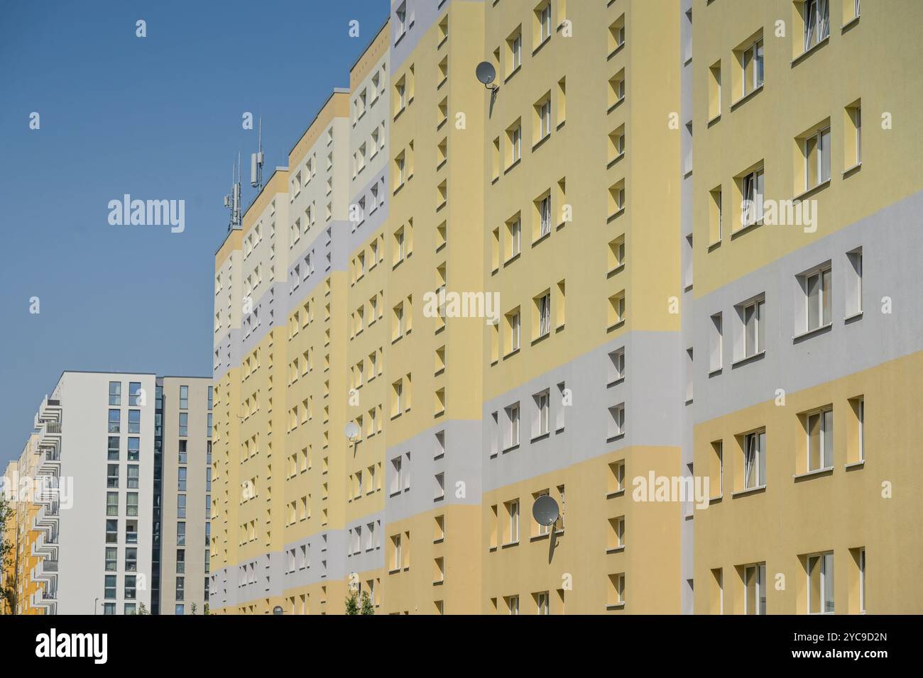 prefabricated building, residential building, Rhinstraße, Herzberge ...
