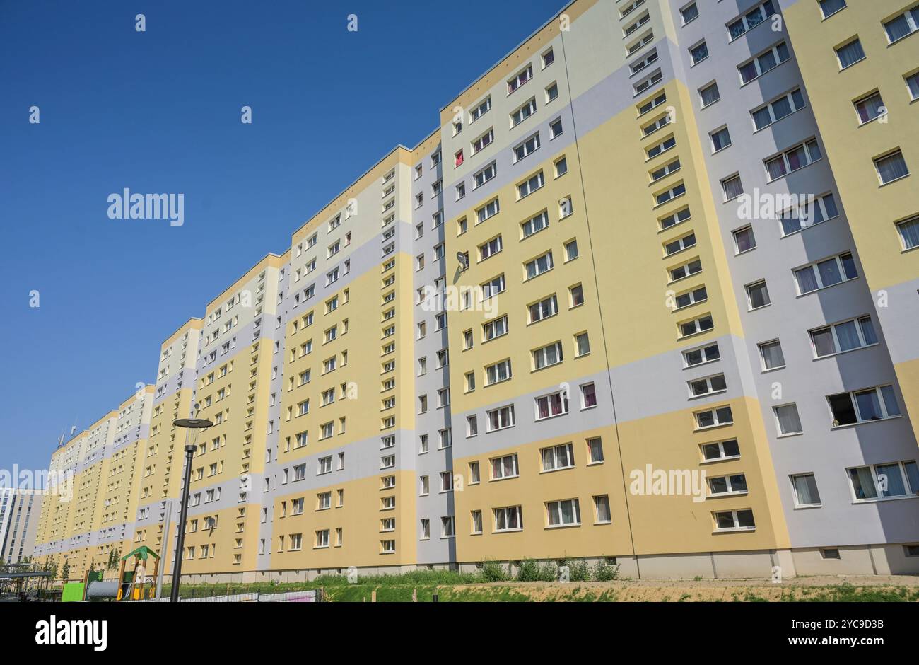 prefabricated building, residential building, Rhinstraße, Herzberge ...