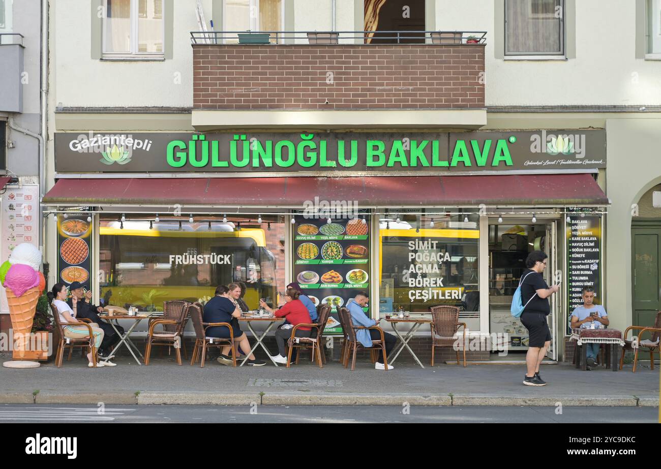 Turkish gastarbeiter germany hi-res stock photography and images - Alamy