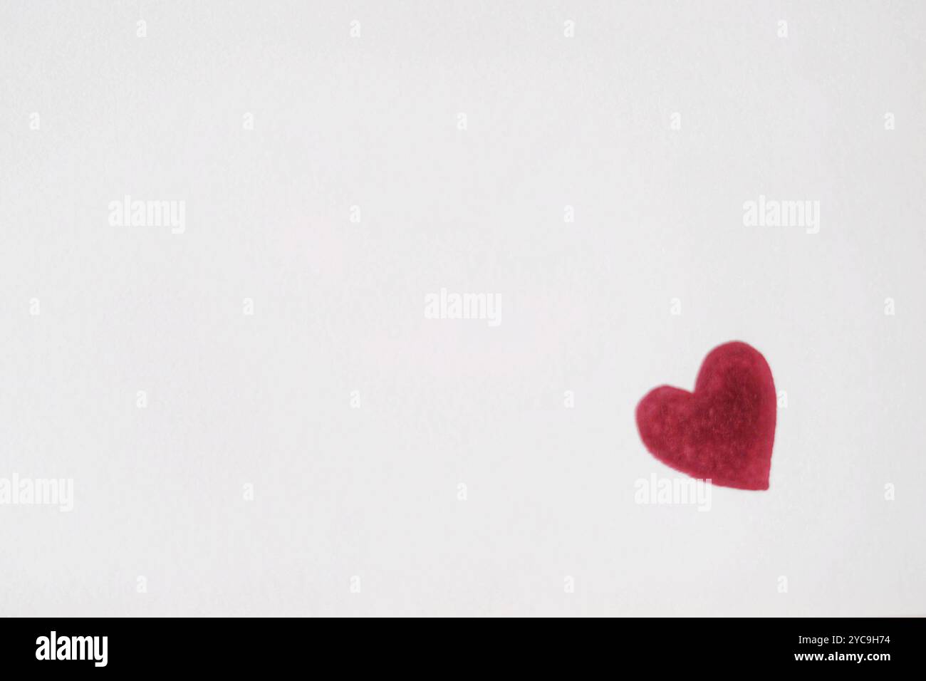 Hand drawing heart shape on white paper Stock Photo - Alamy