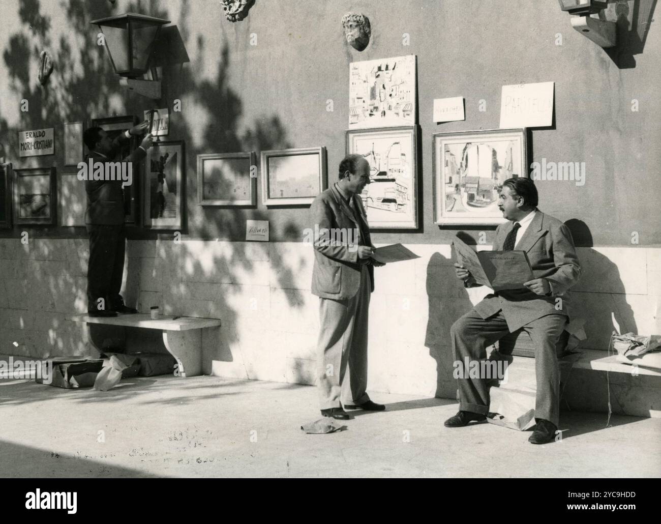 Italian painters Franco Villoresi and Sante Monachesi in Via Margutta ...