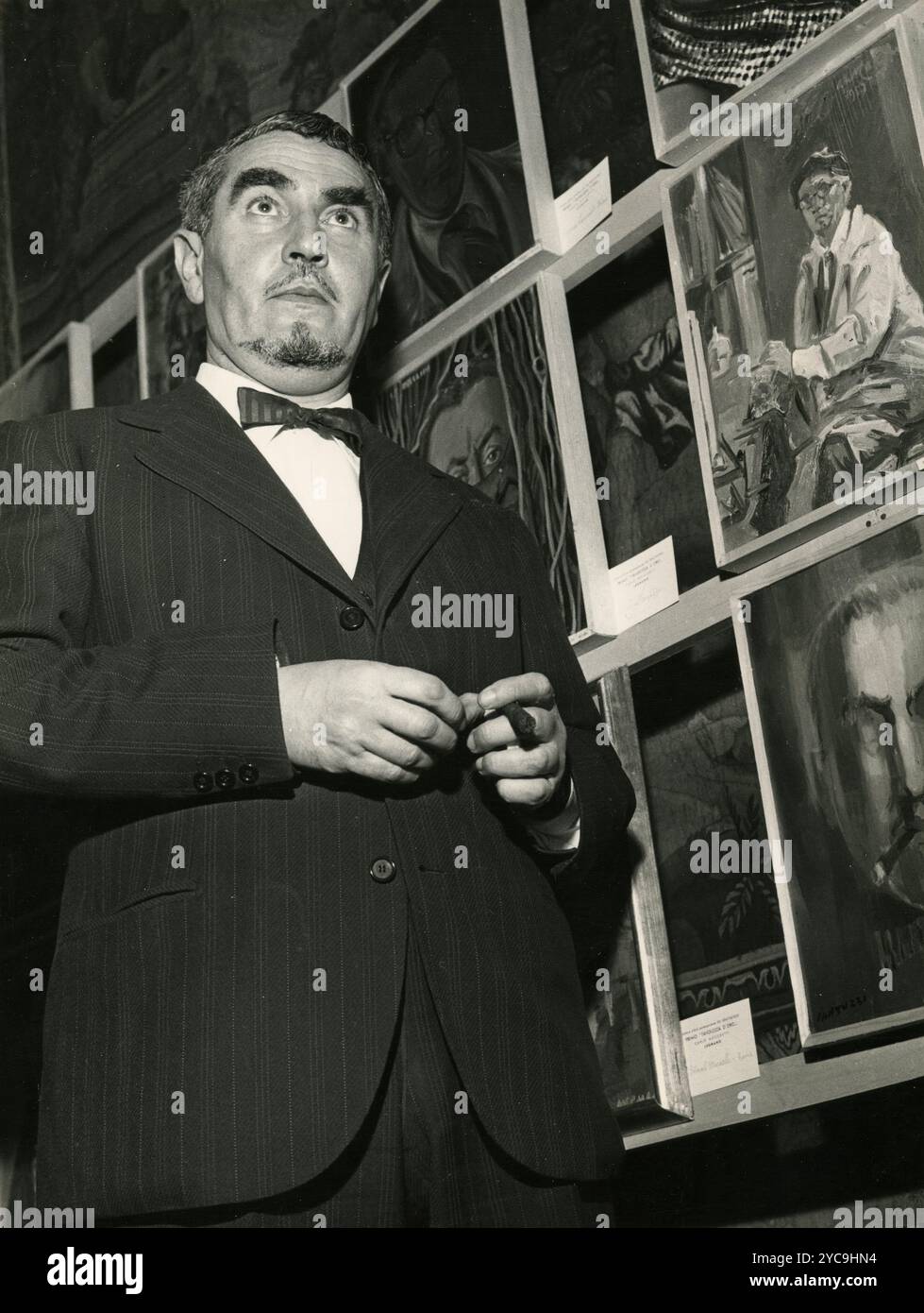 Italian painter Eliano Fantuzzi, 1977 Stock Photo - Alamy