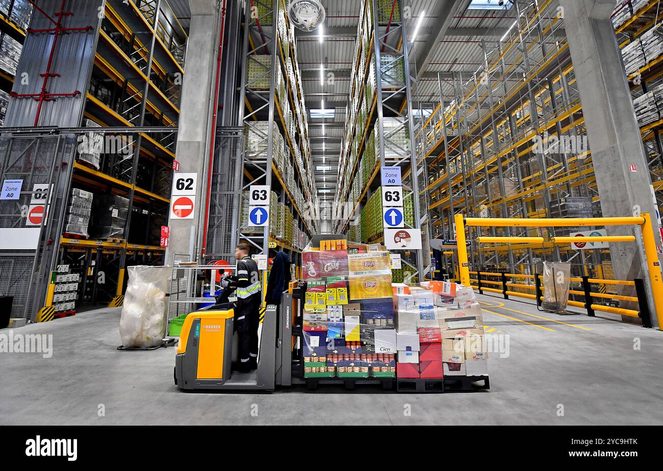 Saint-Augustin (northern France), January 23, 2024: the Lidl logistics ...