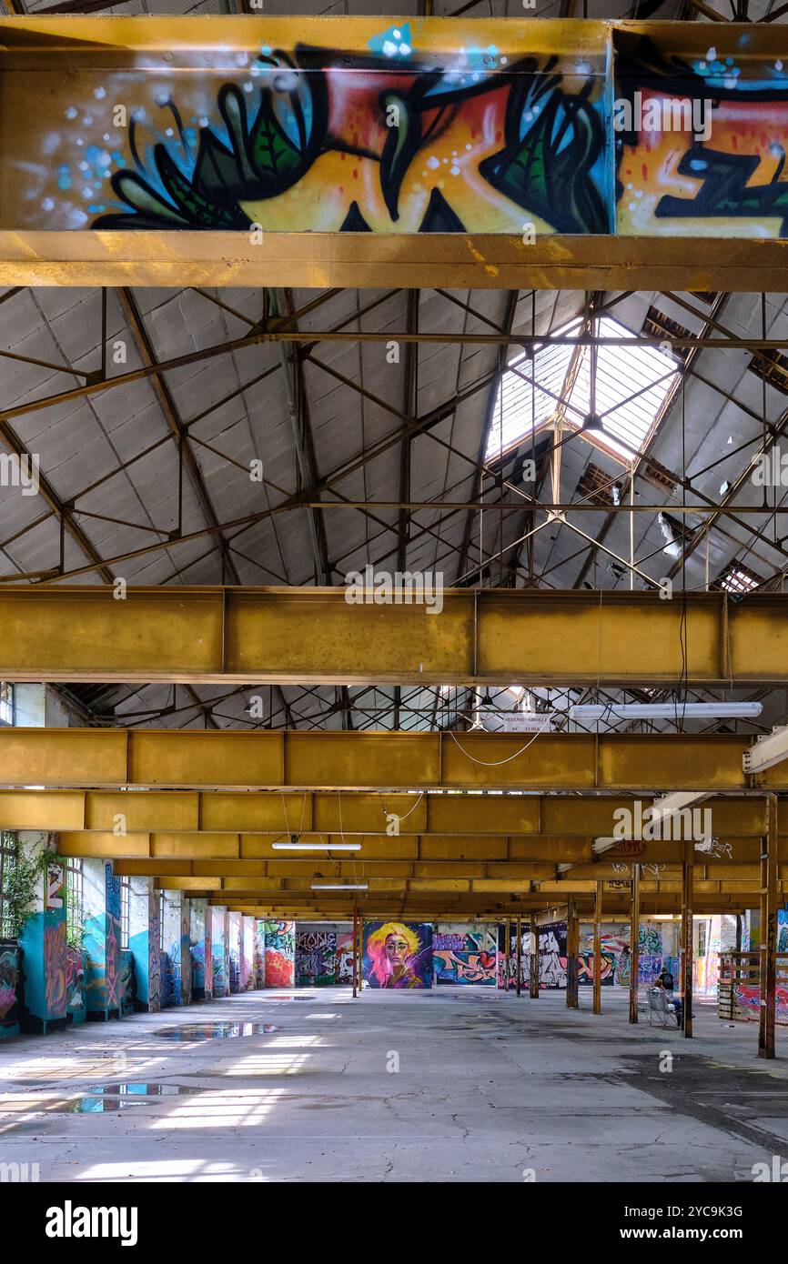 Uzerche (central France): street art and graffiti street art and ...