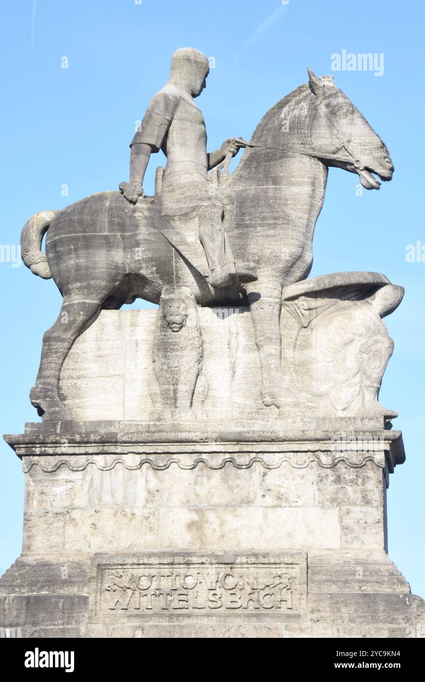 Reiterstandbild Otto I. Von Wittelsbach Muenchen 21.10.2024 Wittelsbacher Bruecke Muenchen ...