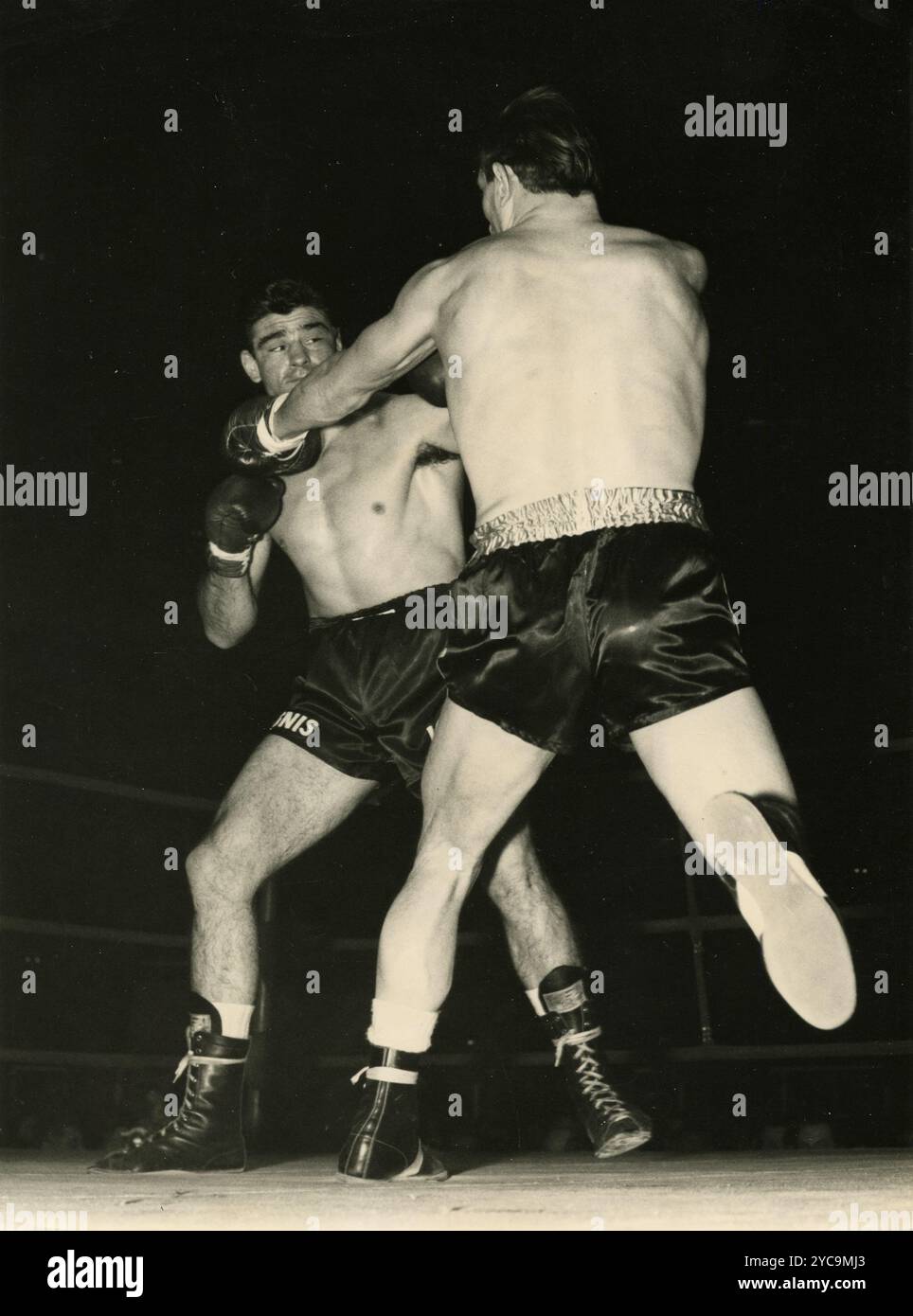Italian professional boxer Giulio Rinaldi during a match, 1960s Stock ...