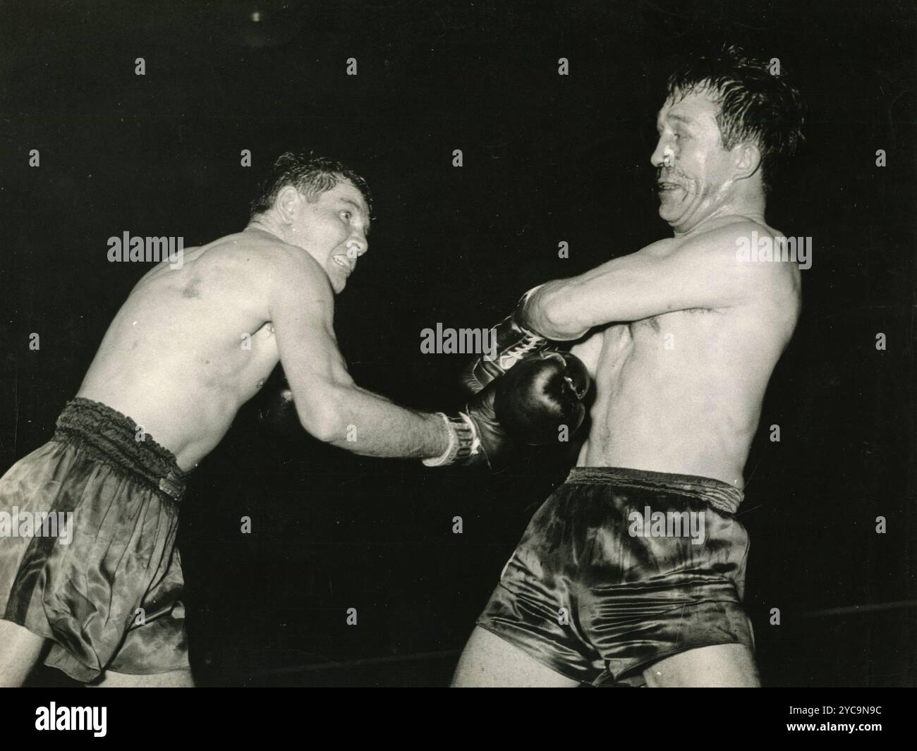 Italian professional boxer Emilio Marconi and French Jacques Herbillon ...