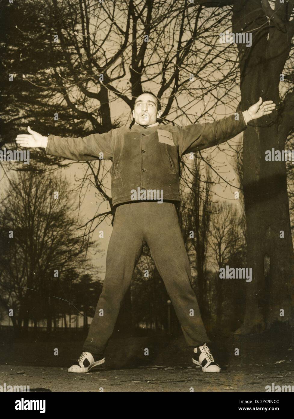 Italian professional boxer Rocco Mazzola training, 1959 Stock Photo - Alamy