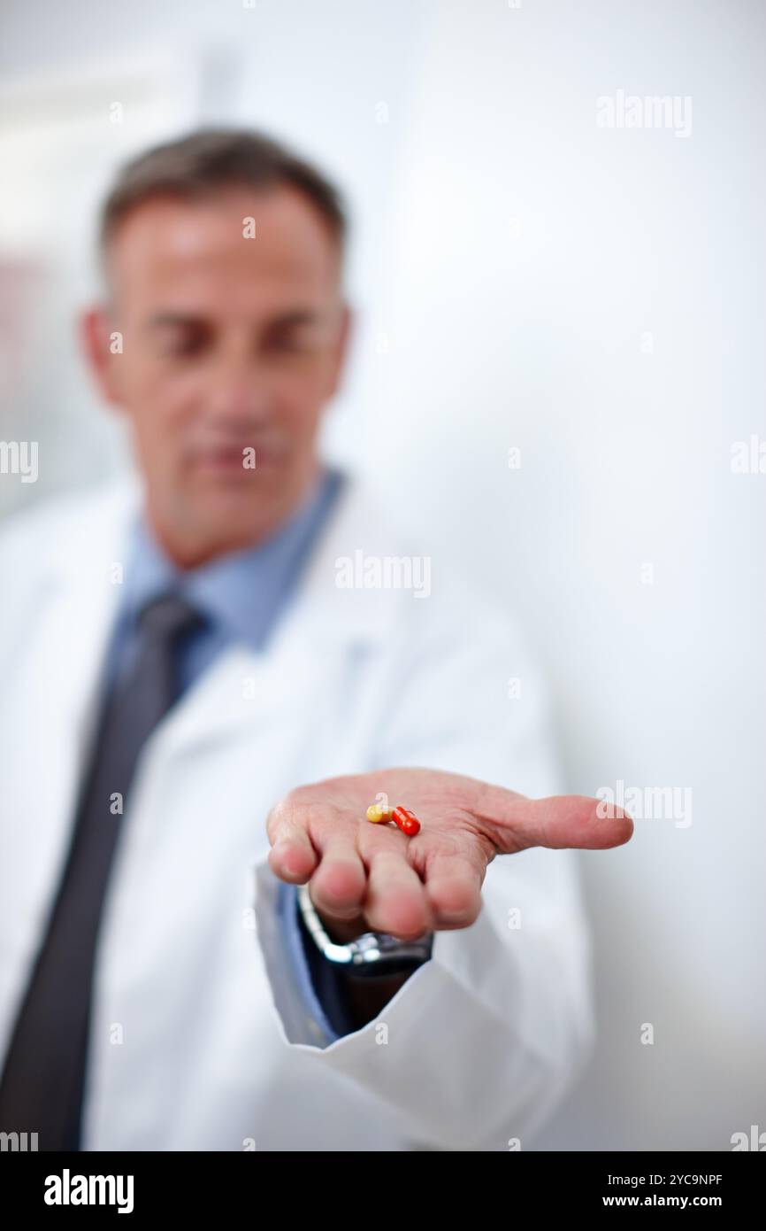 Employee worker working staff medicine drugs hi-res stock photography ...