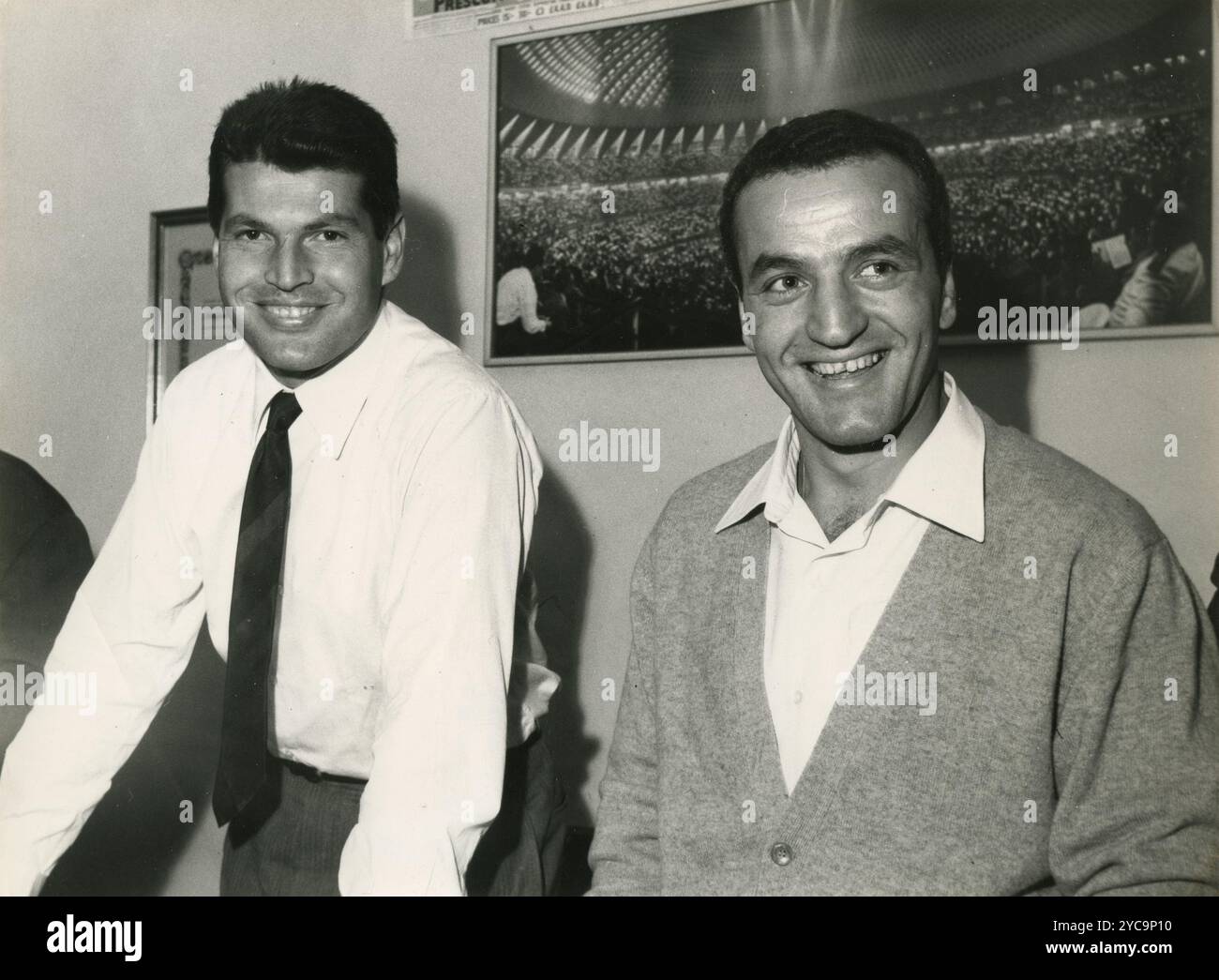 Italian professional boxer Sandro Lopopolo (right), 1970s Stock Photo ...