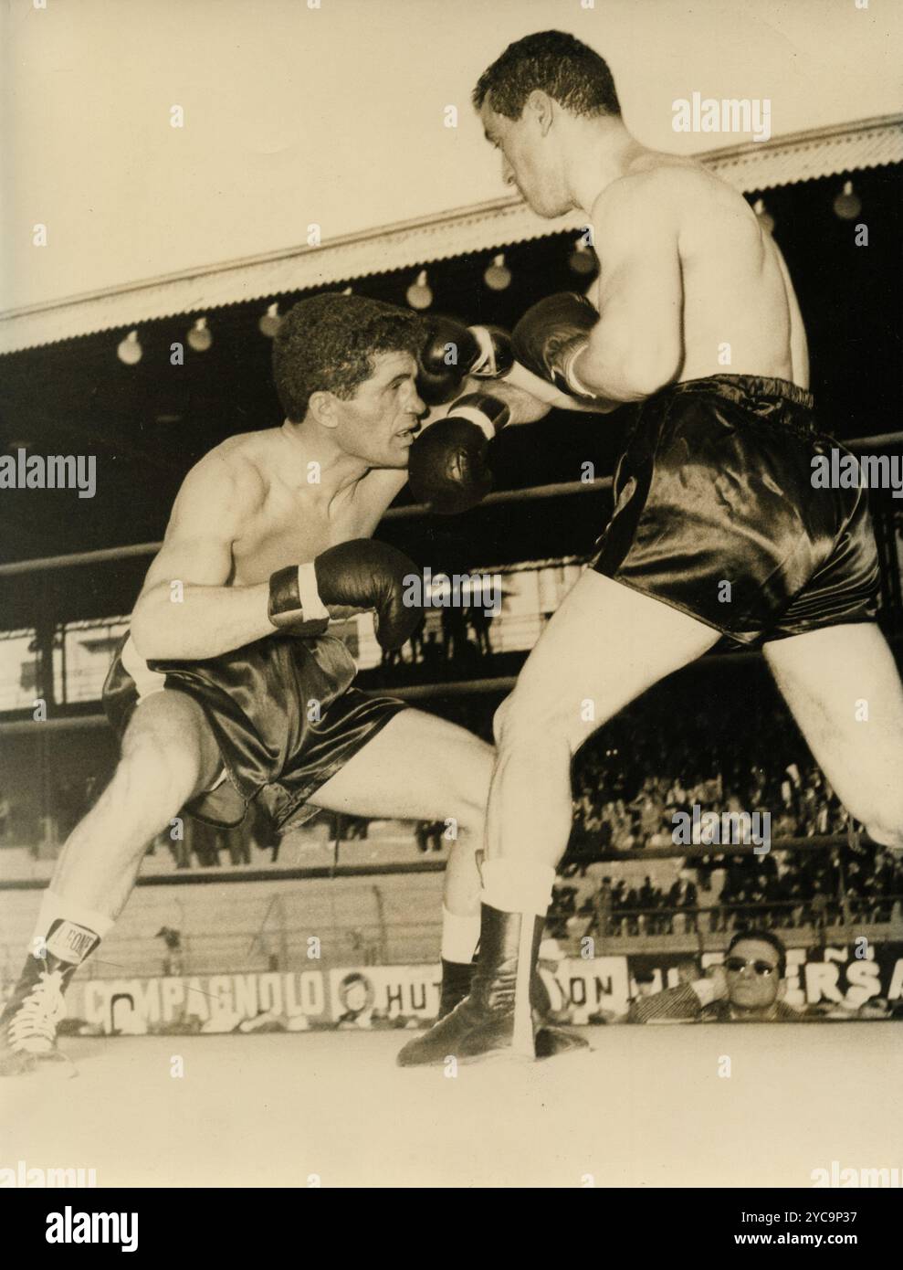 Italian professional boxers Mario Vecchiatto and Sandro Lopopolo during ...