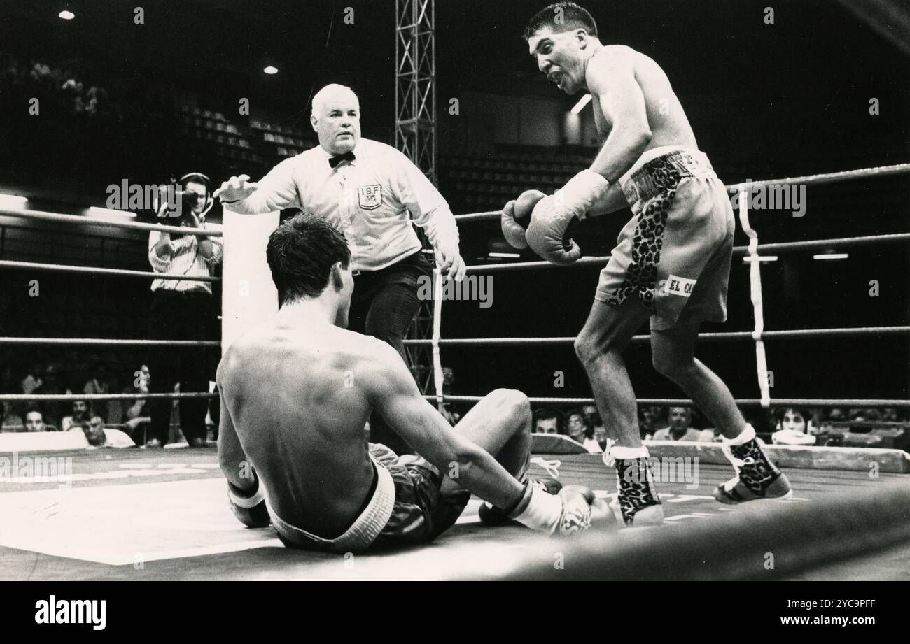 Italian professional boxer Gianfranco Rosi during a match, 1990s Stock ...