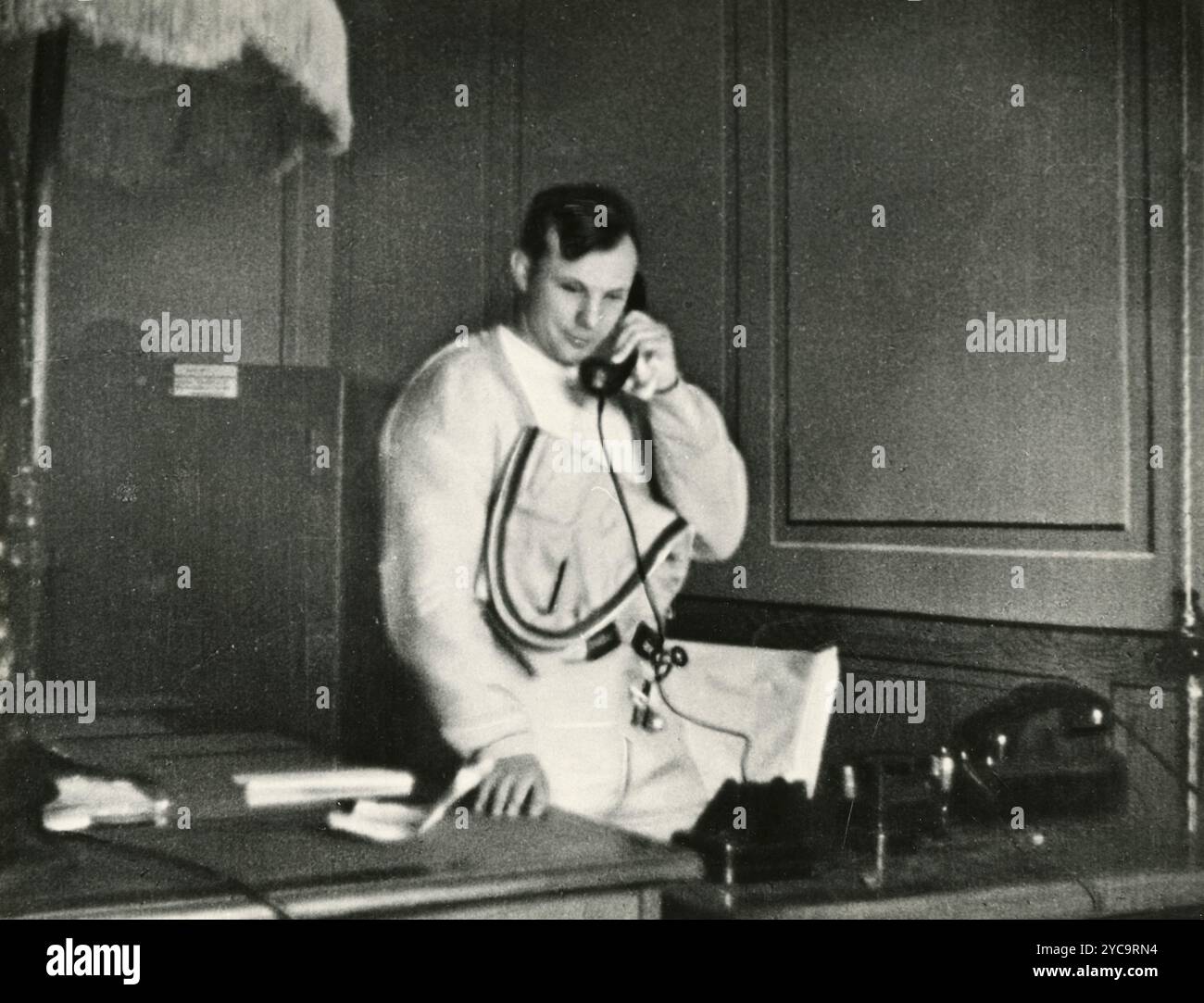 Russian cosmonaut Jurij Gagarin after the flight, Russia 1961 Stock ...