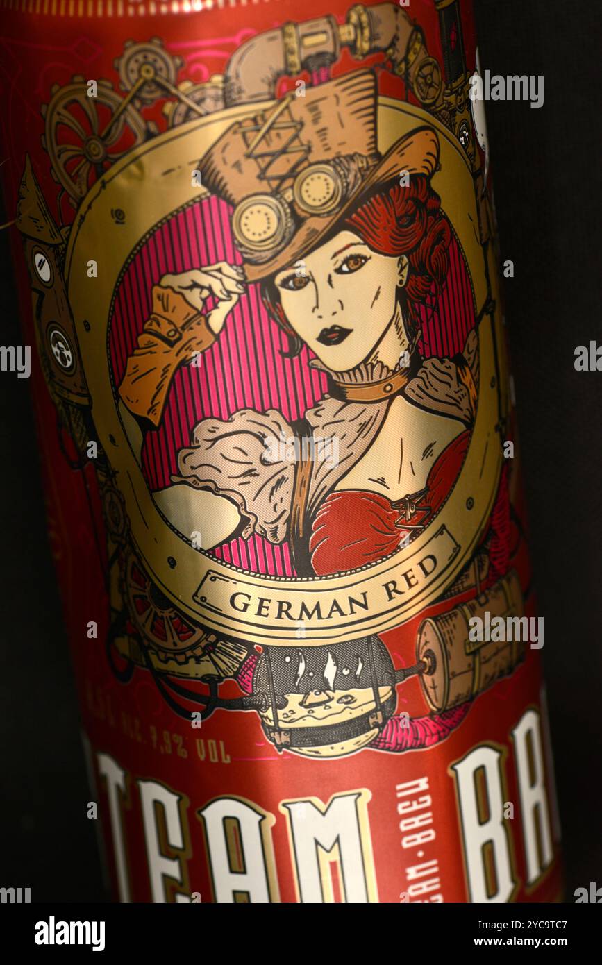 Strong beer can hi-res stock photography and images - Alamy