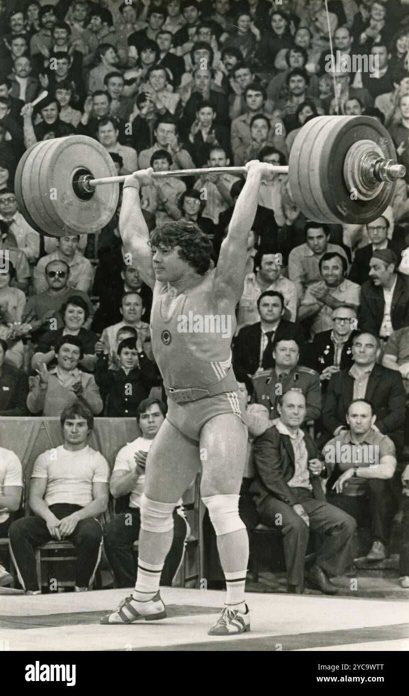 Soviet weightlifter Yuri Zakharevich, Russia 1980s Stock Photo - Alamy