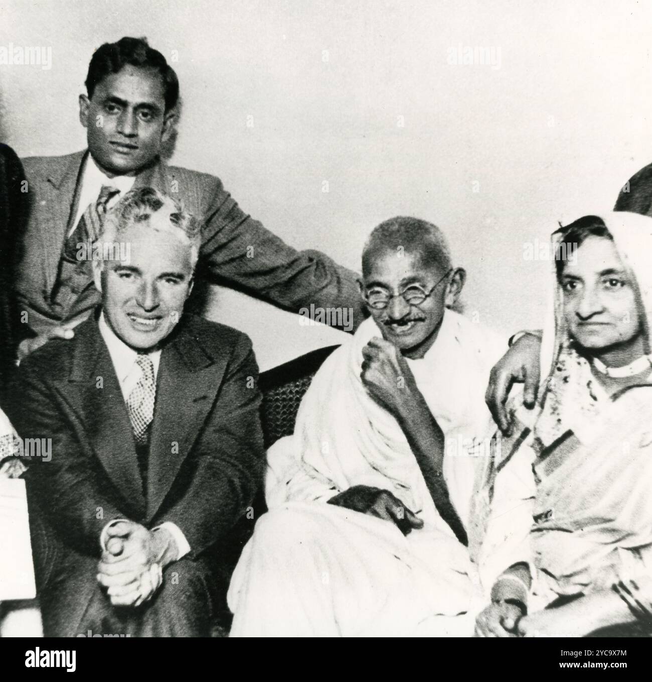 British actor Charlie Chaplin and Indian Mahatma Gandhi, London 1931 ...
