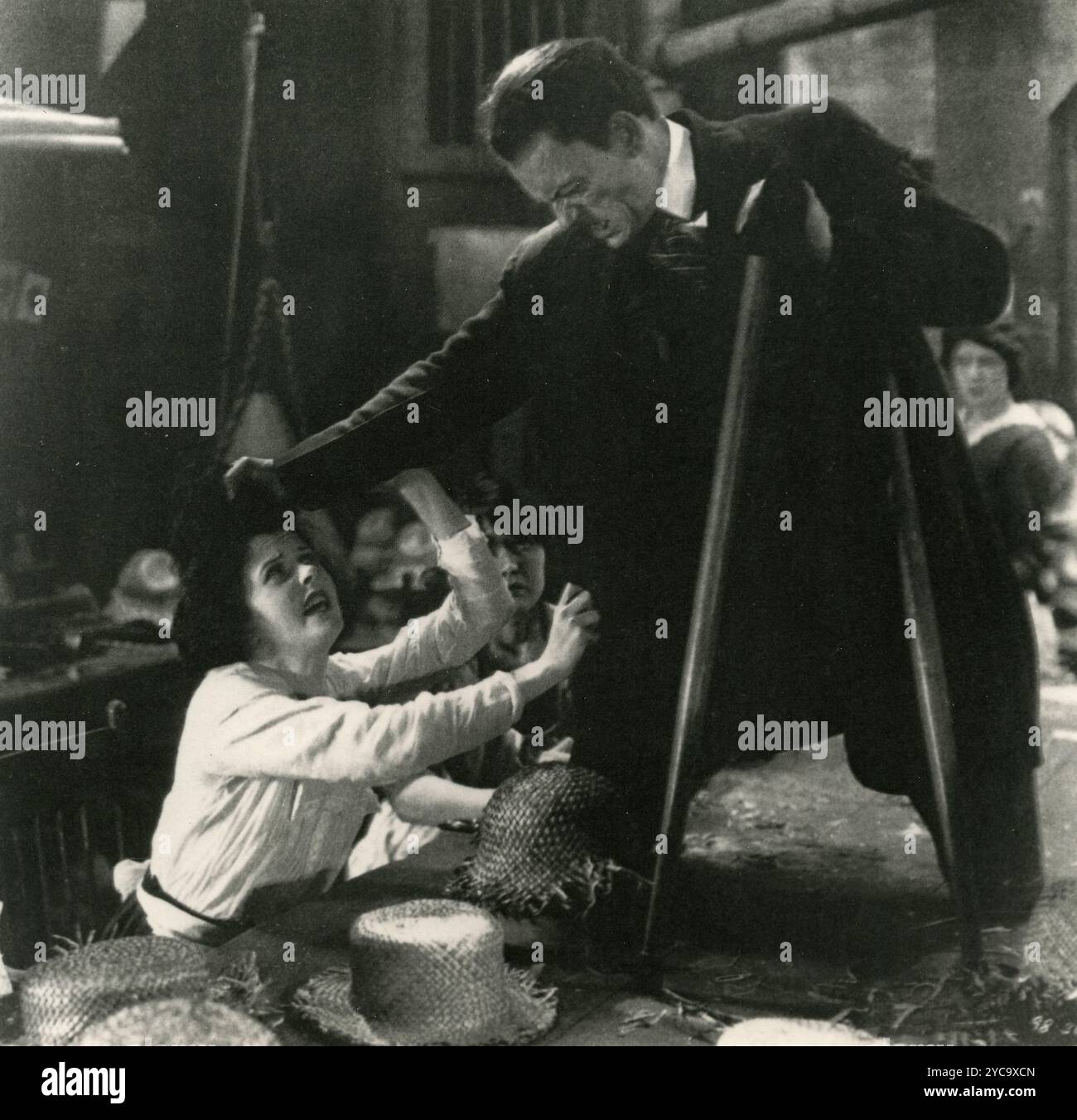 Actor lon chaney hi-res stock photography and images - Alamy