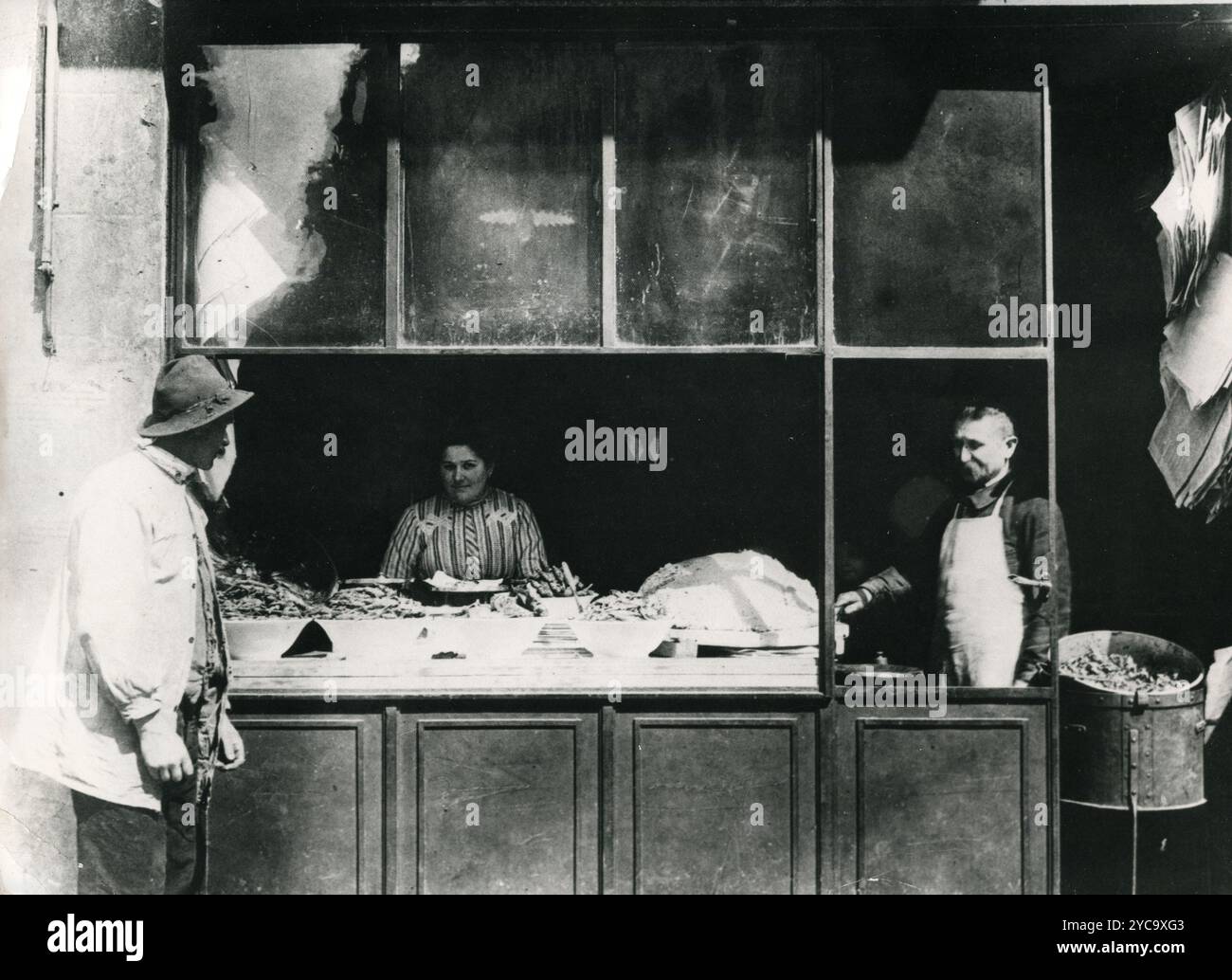 Street food shop in Milan, Italy 1885 Stock Photo - Alamy