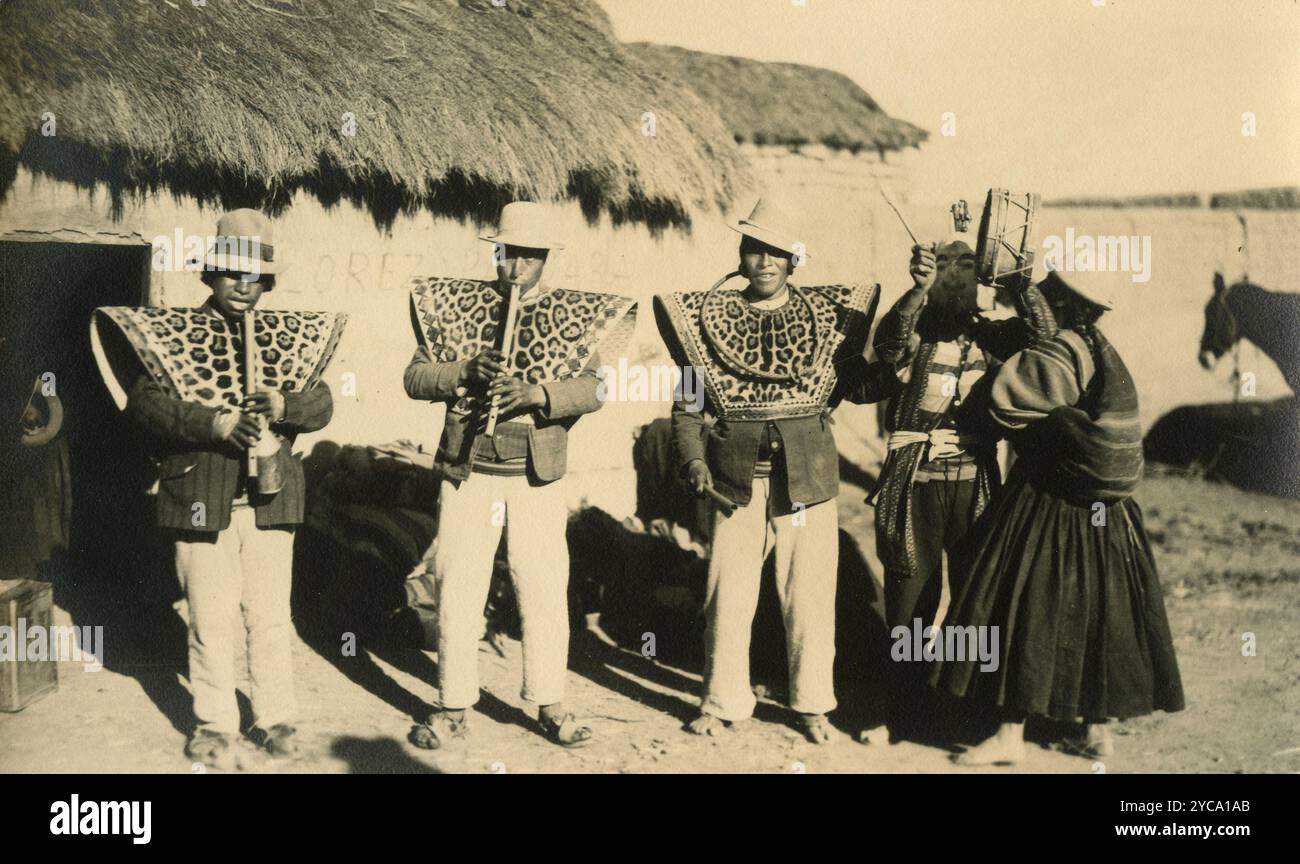 Quena quenas, musicians playing traditional Bolivian music with flutes ...