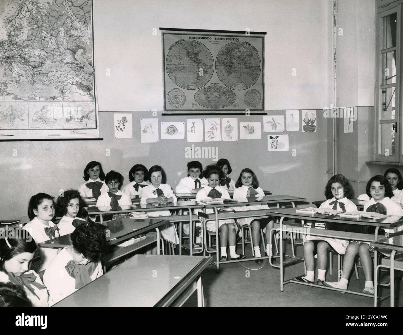 1960s classroom hi-res stock photography and images - Alamy