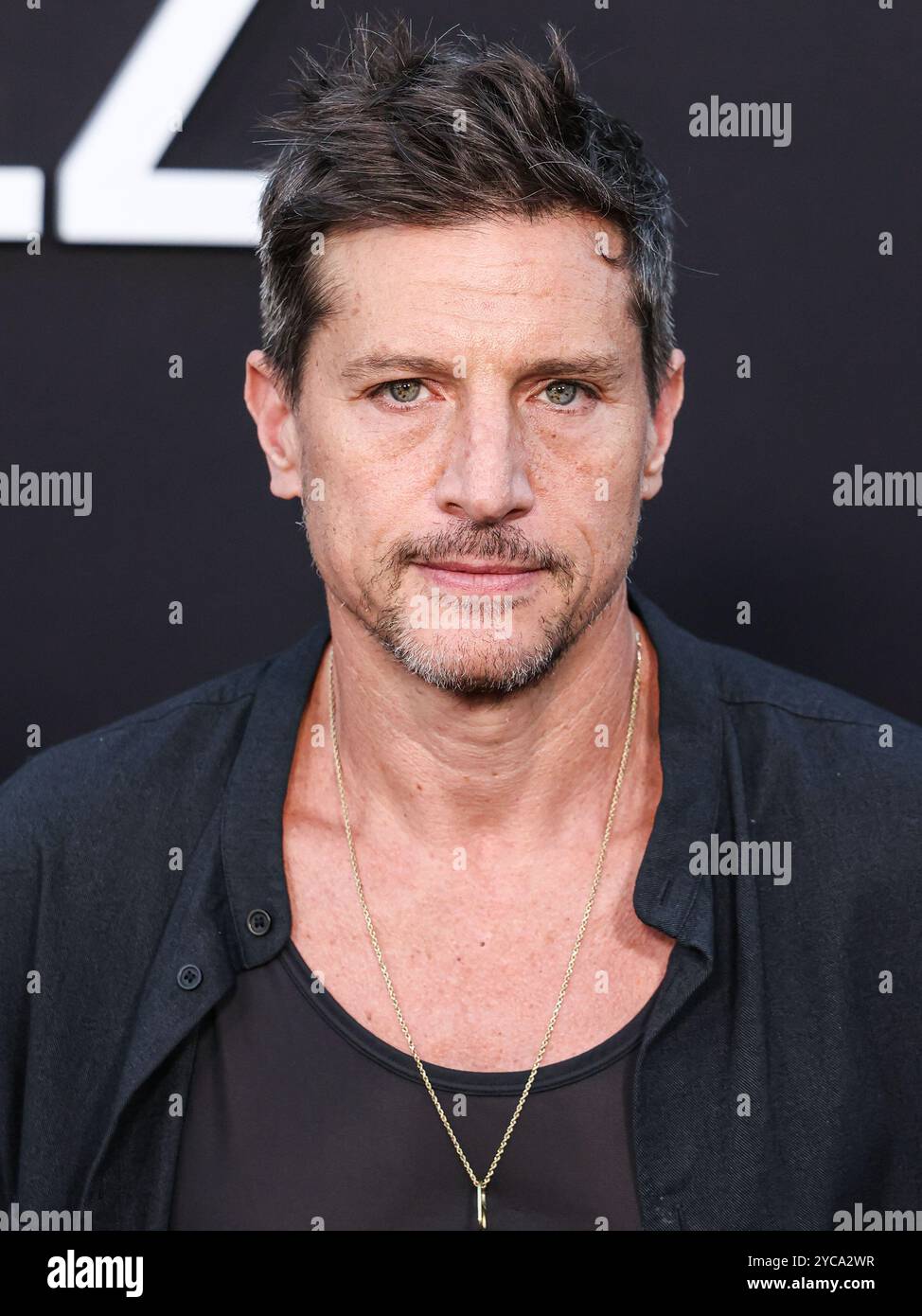 HOLLYWOOD, LOS ANGELES, CALIFORNIA, USA - OCTOBER 21: Simon Rex arrives ...