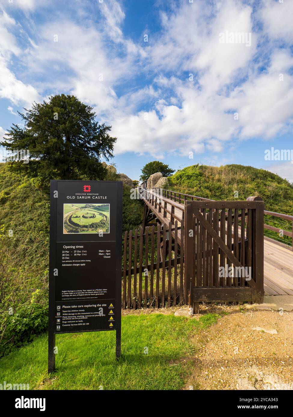 Motte, Old Sarum Castle, Old Sarum, Salisbury, Wiltshire, England, UK ...