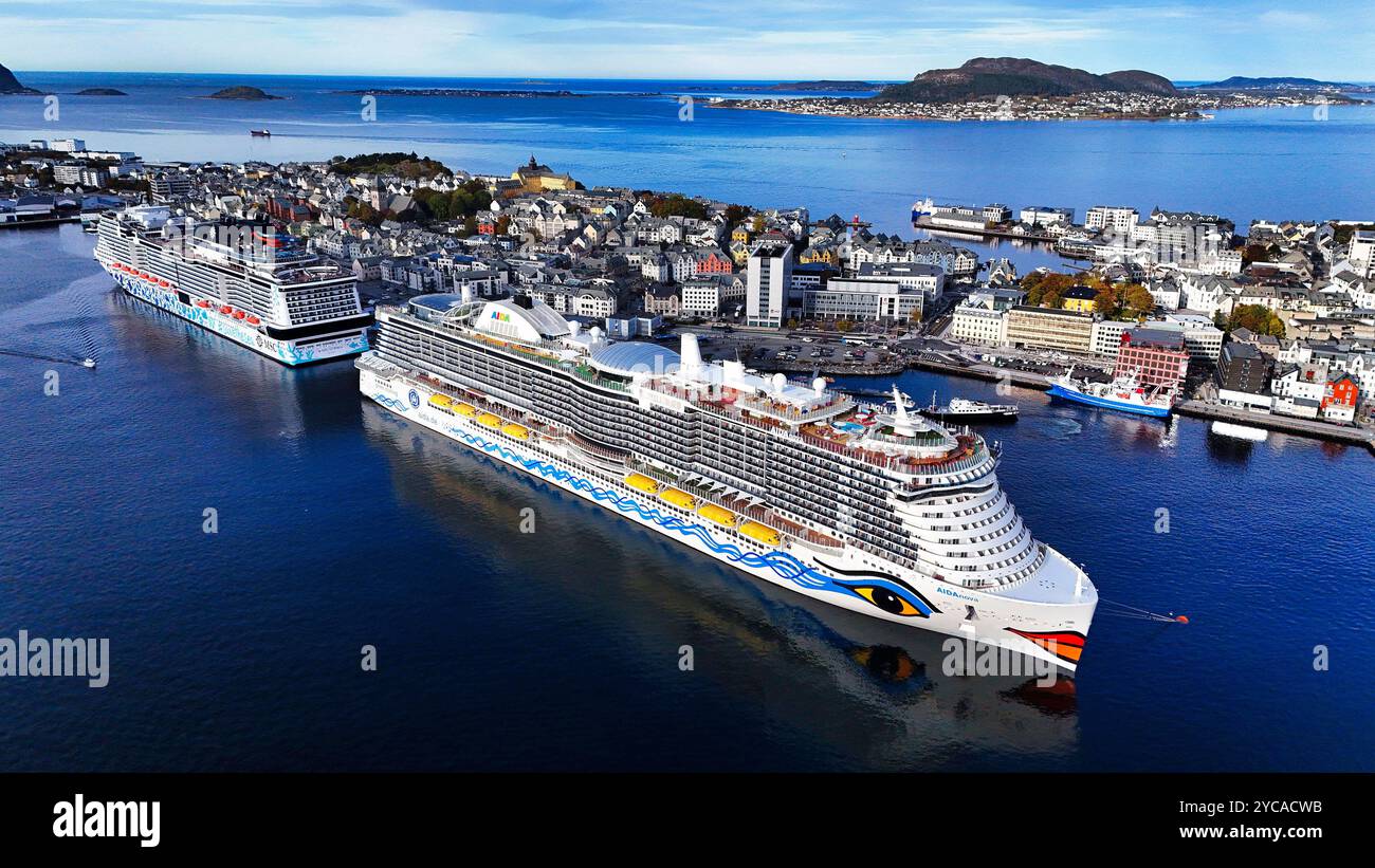 16.10.2024, xjrdrx, Wirtschaft Reise, Kreuzfahrtschiff Aida Nova, v.l ...