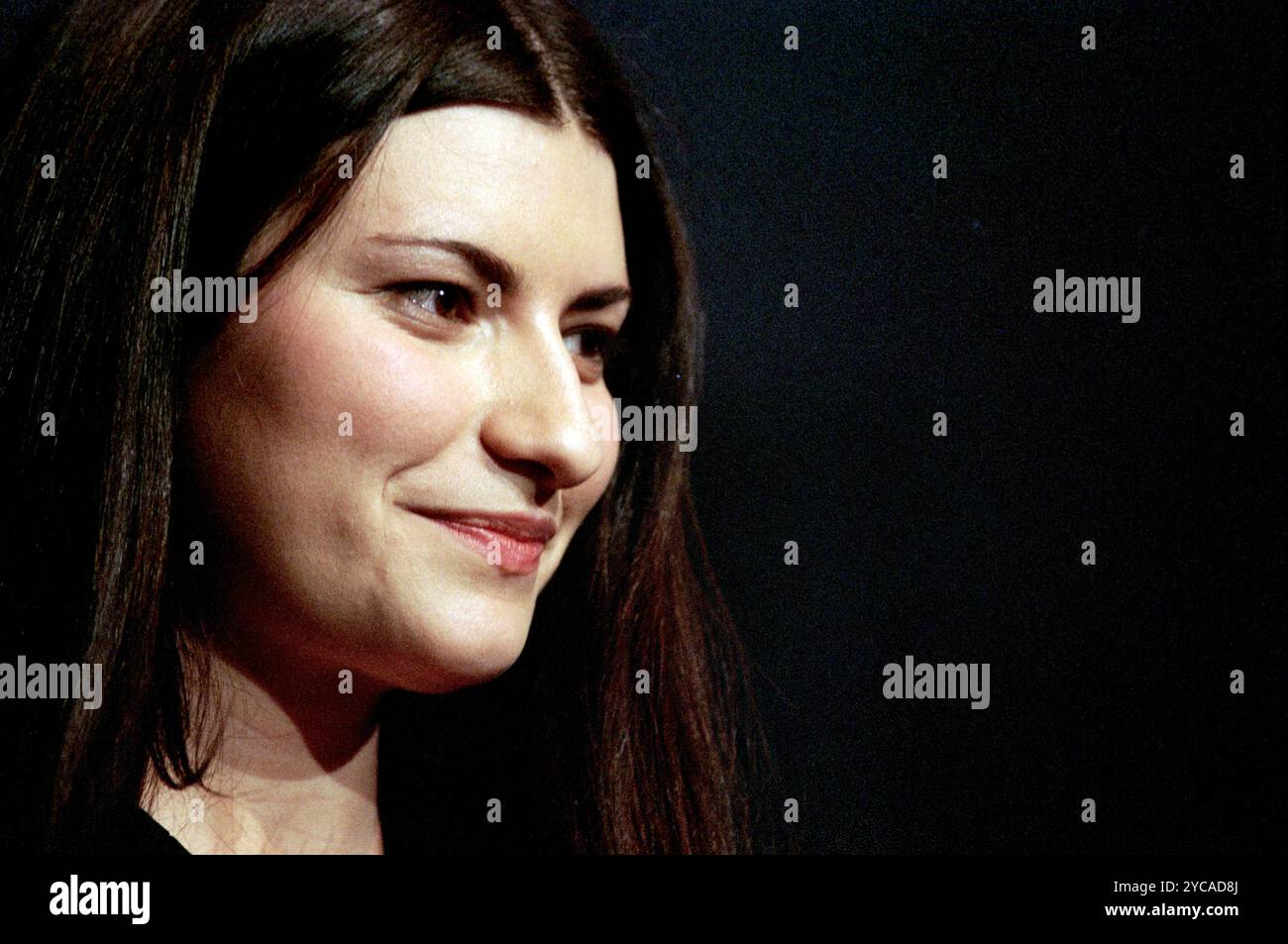 Laura pausini fotografie 1996 hi-res stock photography and images - Alamy