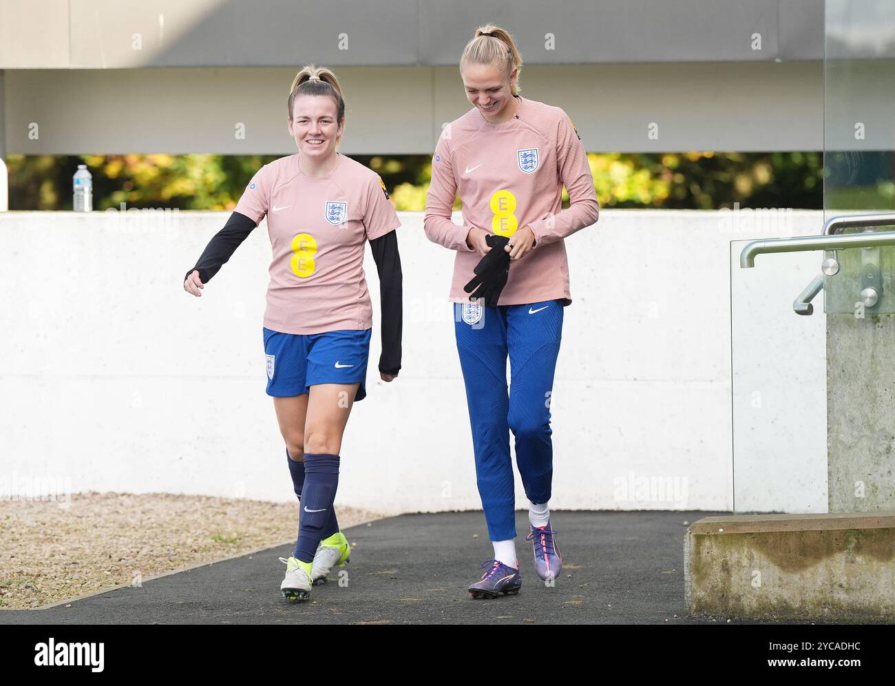 England's Lauren Hemp (left) and Esme Morgan during a training session ...