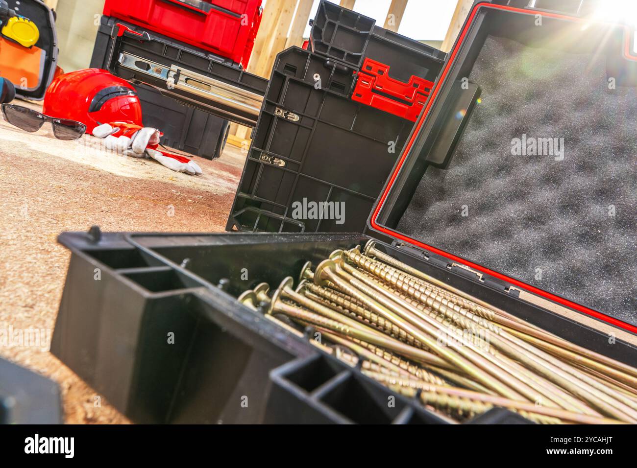 Busy workshop atmosphere hi-res stock photography and images - Alamy