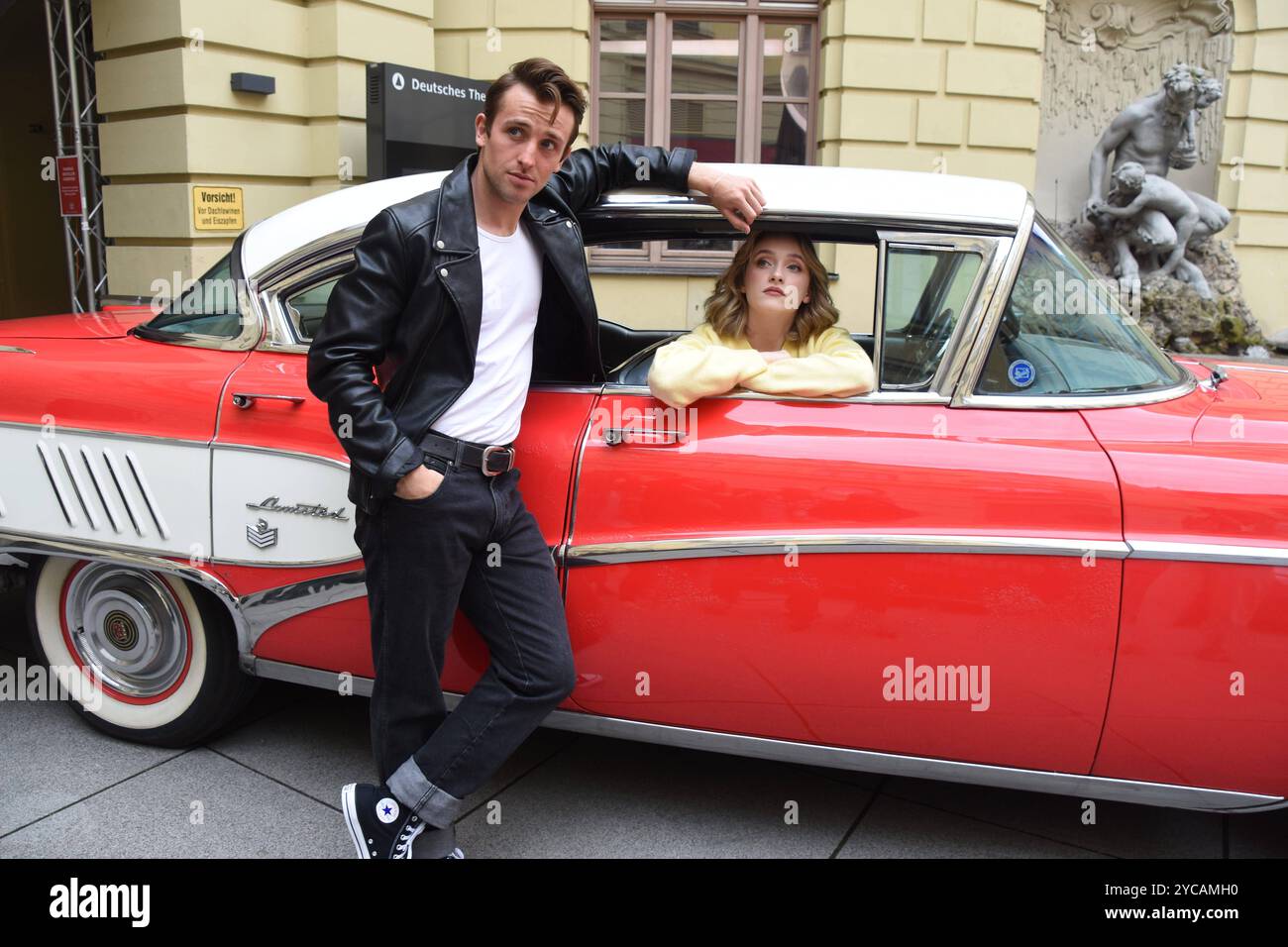 Lottie Power Musical Darstellerin Ben Darcy Musical Darsteller mit ...