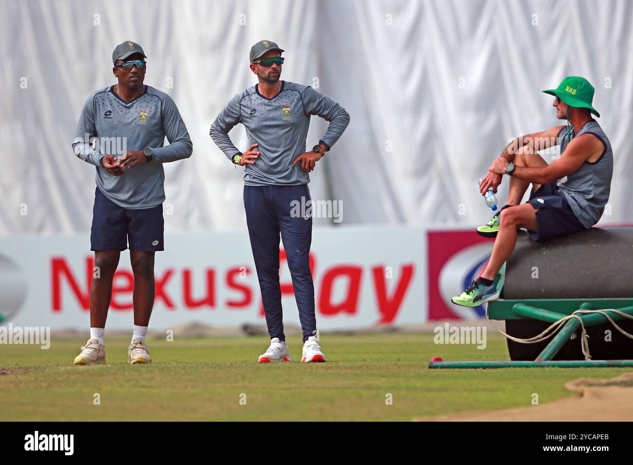 South Africa Team attends practice session at the Sher-e-Bangla ...